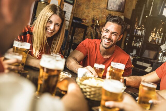 10 pubs with a fascinating history to order a pint - Talking Finances
